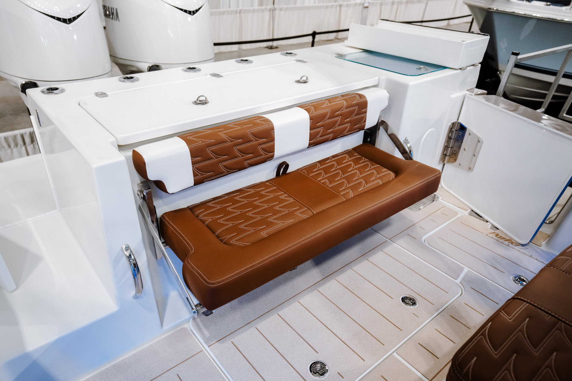 247 Explorer Boat - Parker Boats